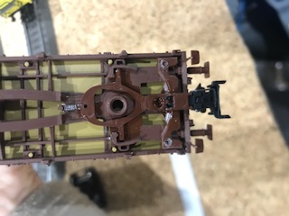 Sticking coupler mechanism